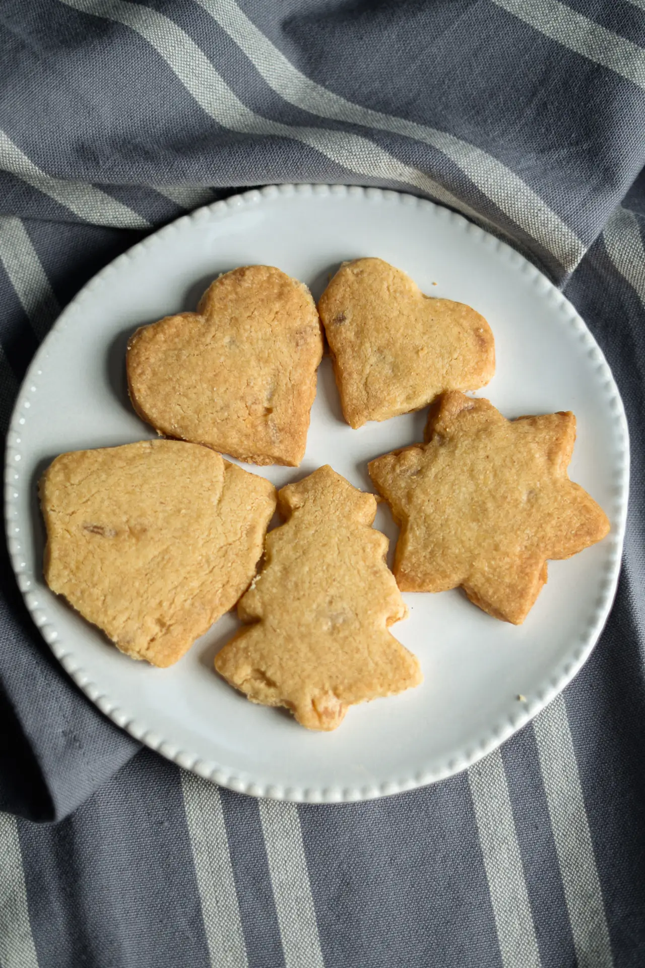 Christmas Stem Ginger Shortbread - Summer & Spice