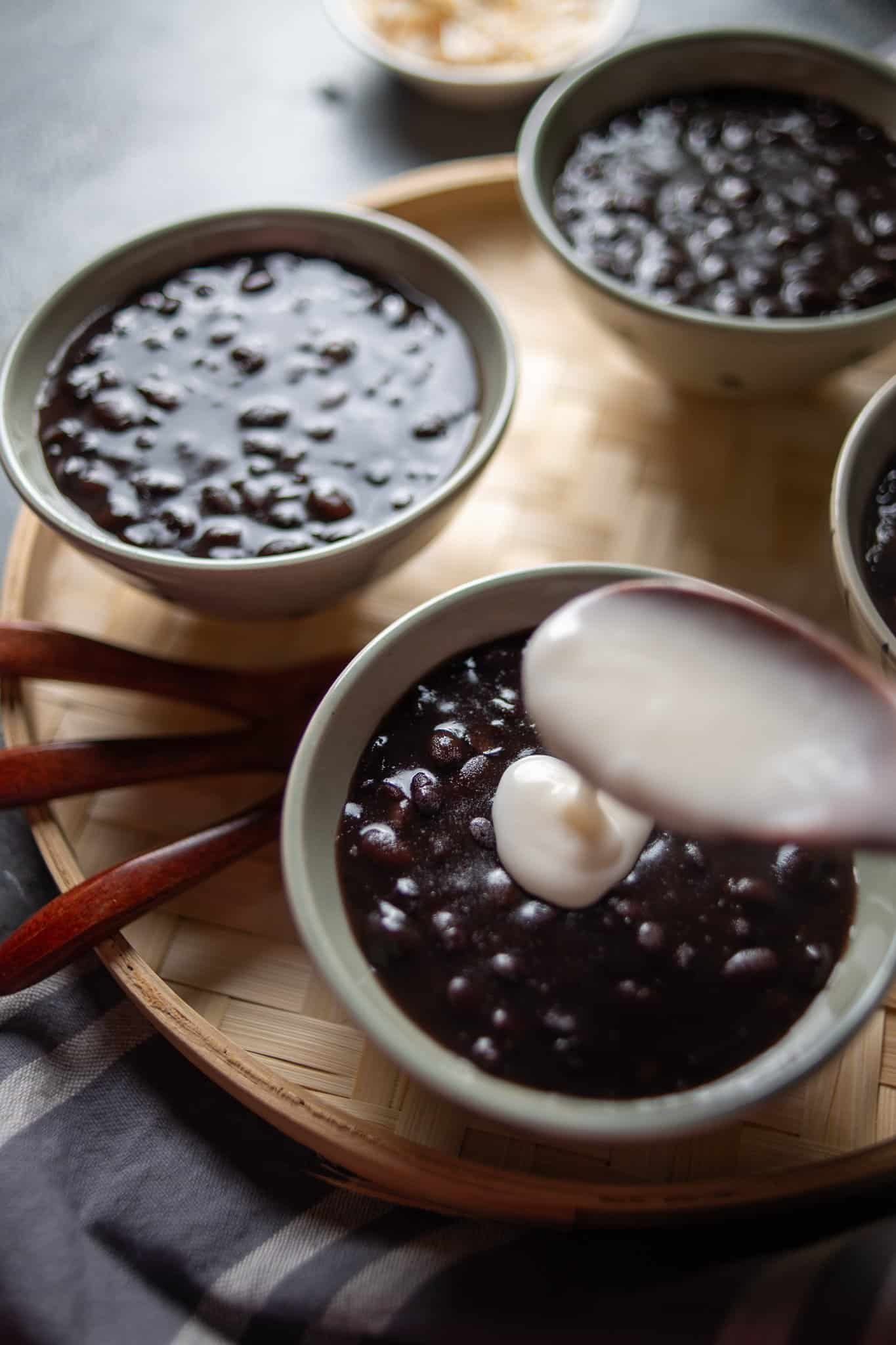 Vietnamese Black Bean Pudding (Chè đỗ đen đặc) - Summer & Spice